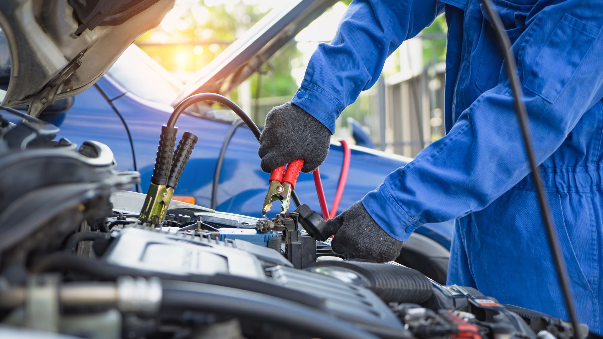 Masalah Aki Mobil Cepat Tekor, Ini Penyebab dan Pencegahannya!